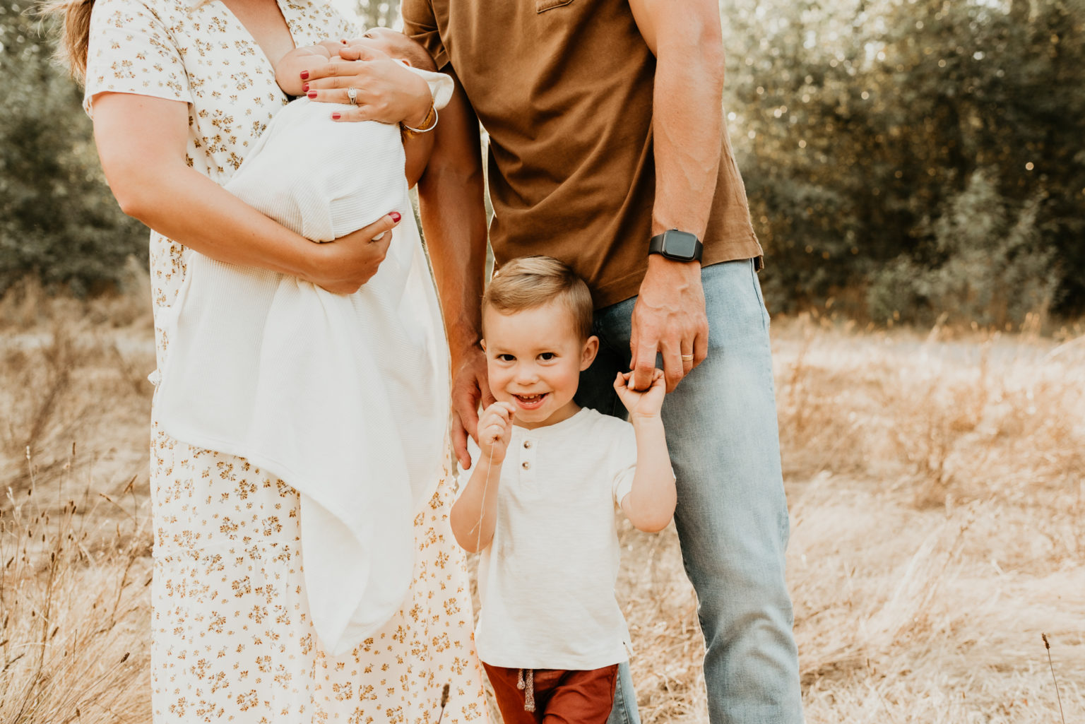 Golden Hour Family Photos - Caitlin Forster Photography