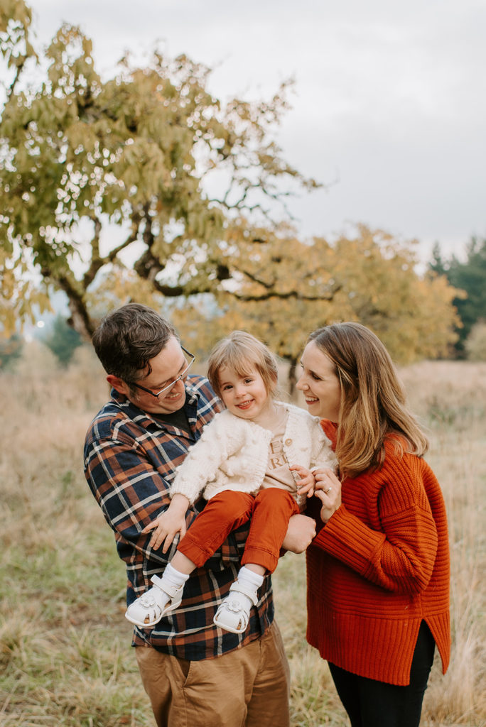 Don't Forget These 3 Things When Booking Fall Family Photos