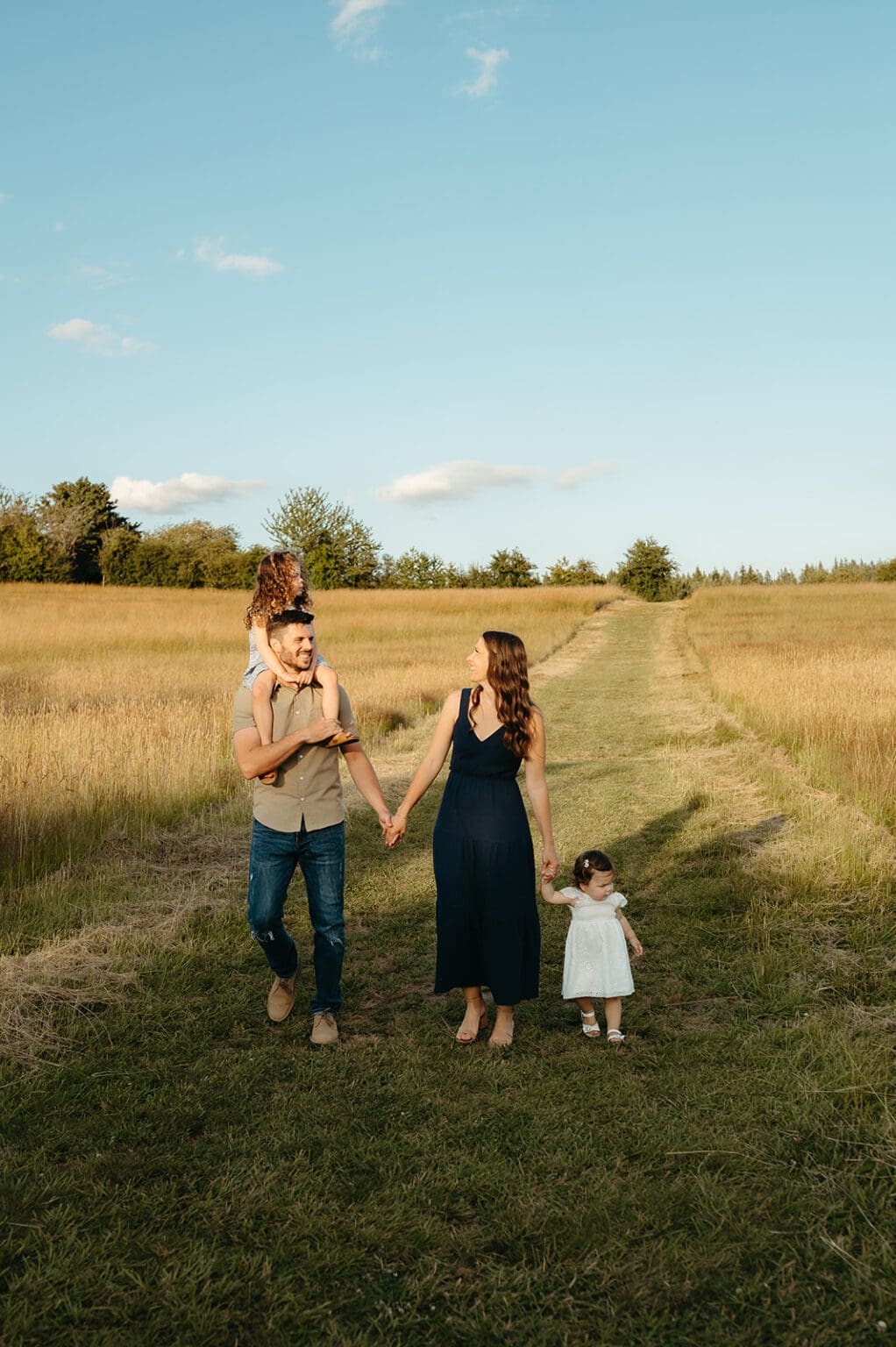 What to Wear for Spring Family Photos in Portland, Oregon - Caitlin ...